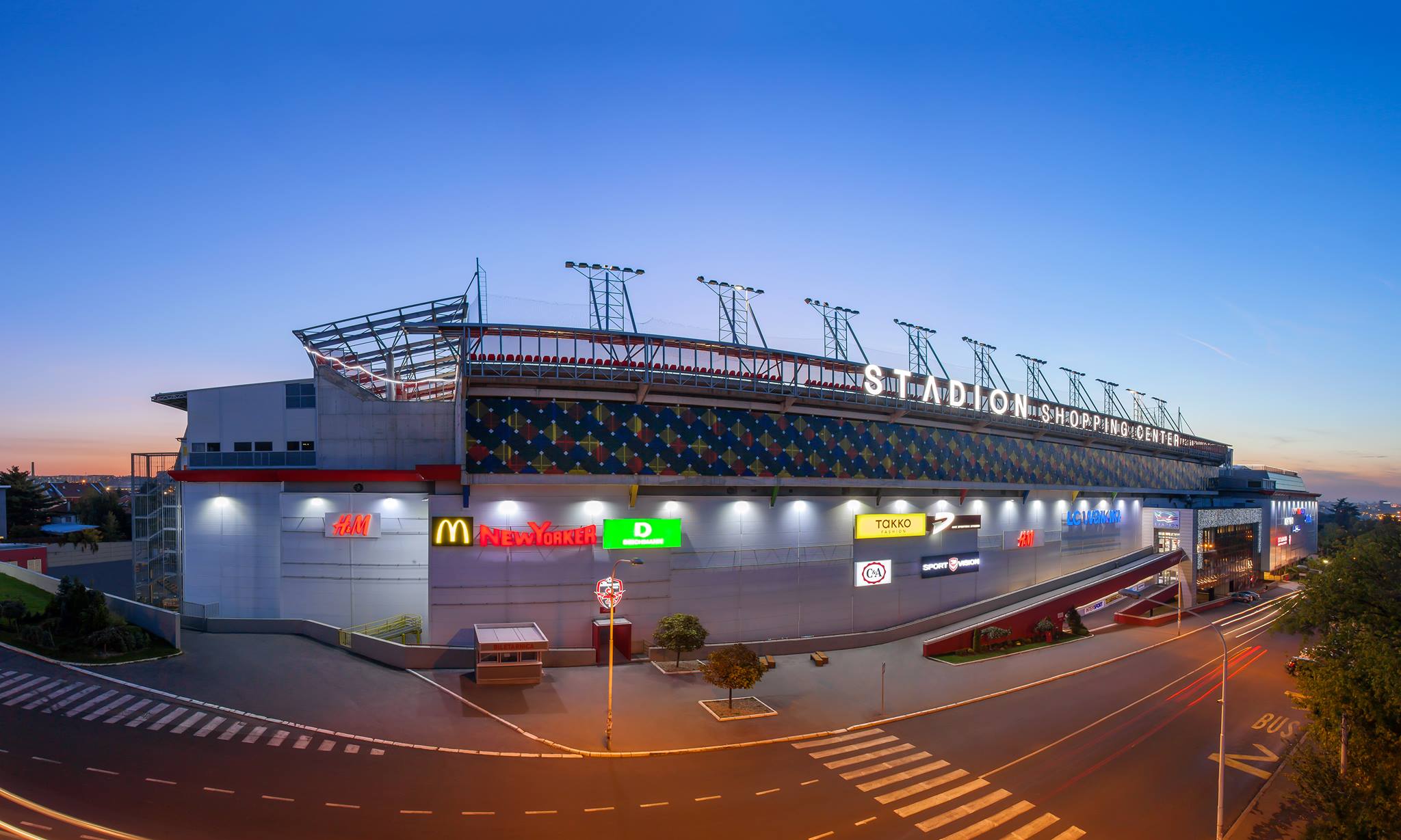 Stadion Shopping Center - Kofer